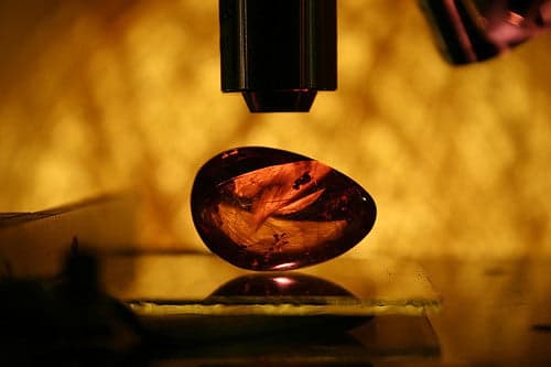 The Spectroscope: A Gemologist's Guide - Gem Society - International ...