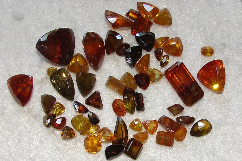 Gemstone Density and Specific Gravity - International Gem Society ...