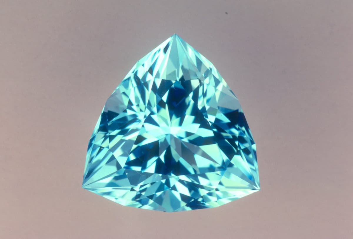 What are Allochromatic and Idiochromatic Gems? - Gem Society ...