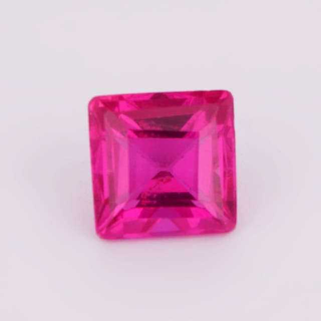 Ruby Photos & Images - Gem Gallery | International Gem Society