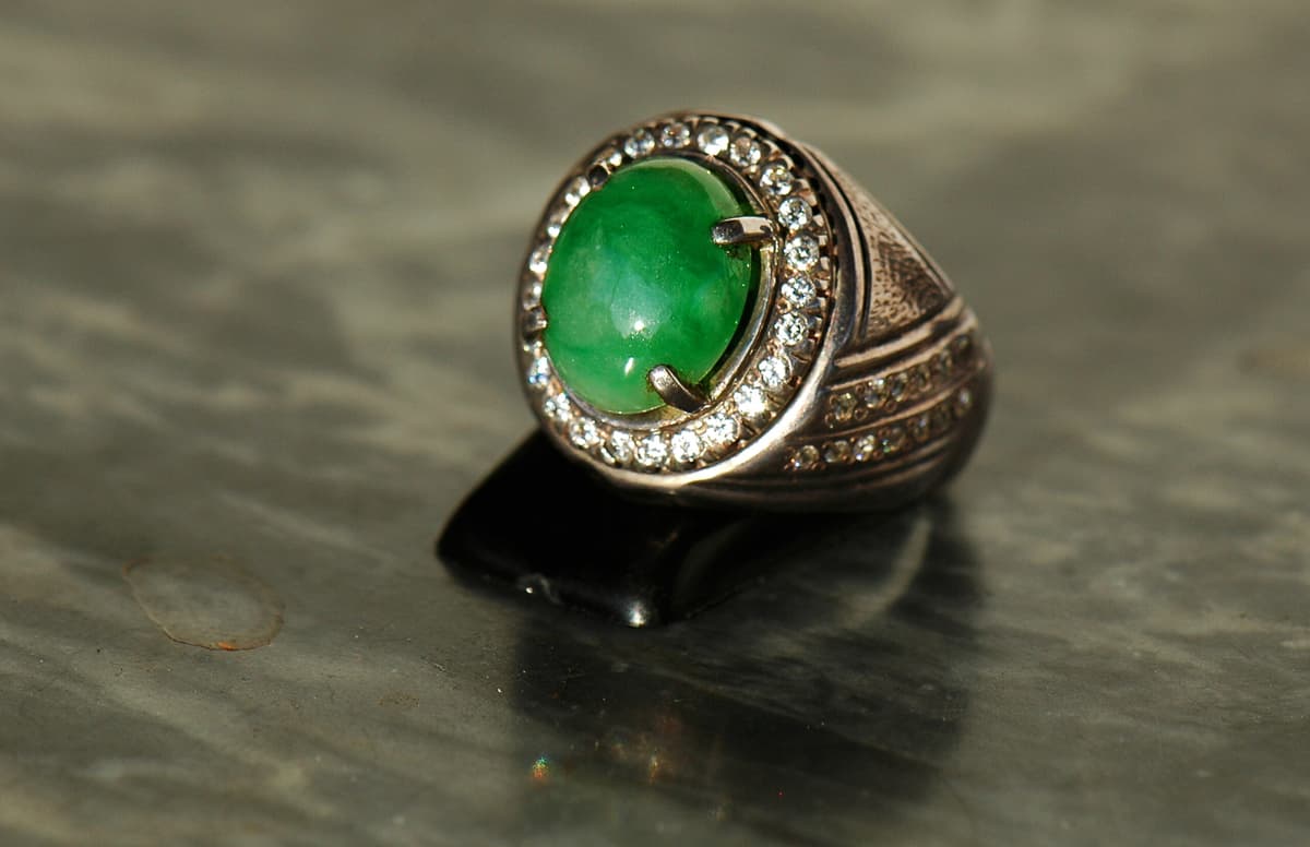 Is Jadeite Expensive? - International Gem Society
