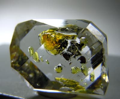 An Introduction to Gemstone Inclusions - International Gem Society