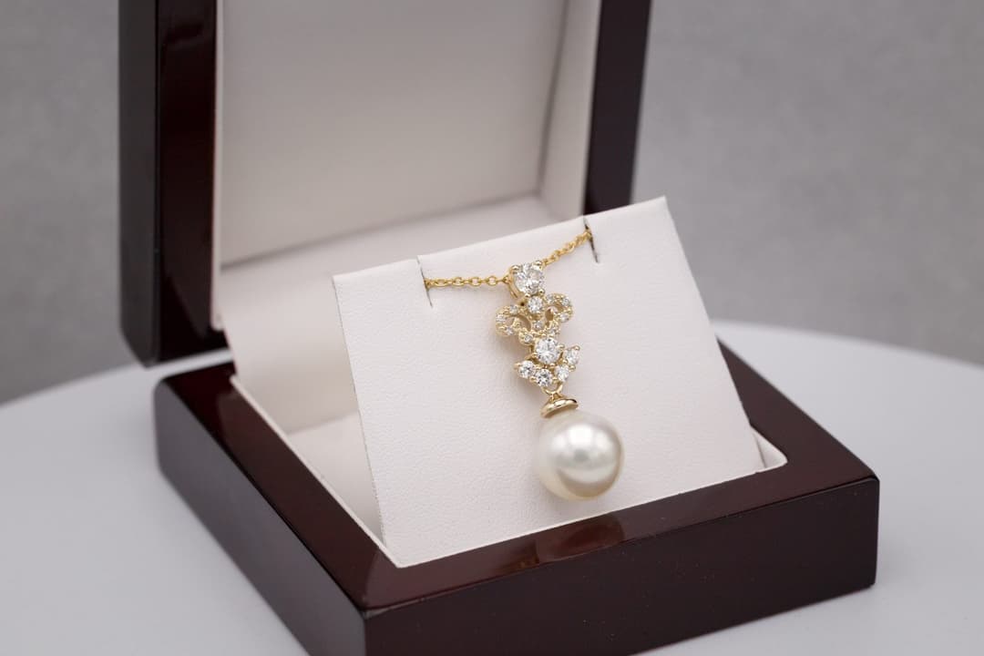 Pearl Value, Price, and Jewelry Information - International Gem Society