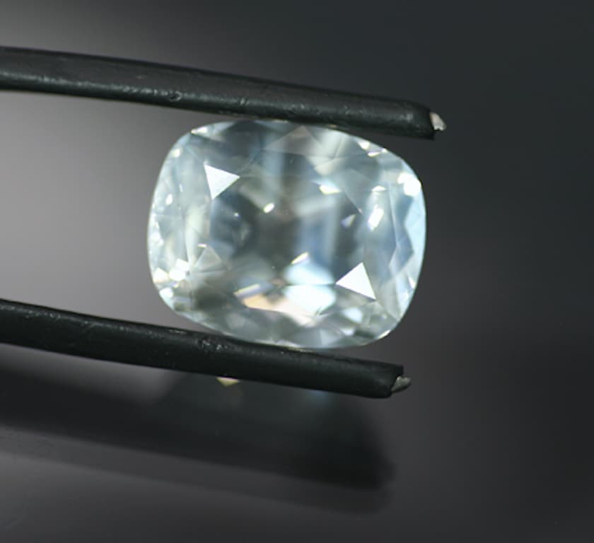 Moonstone - Natural, Faceted, Blue, 9.07 ct - International Gem Society