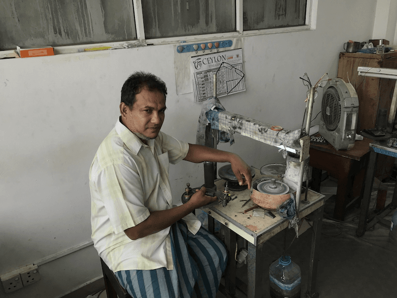 The Path to Success in the Gem Trade - International Gem Society