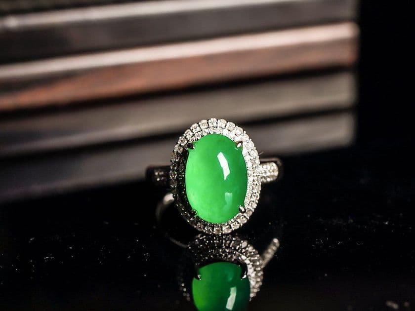 Jade Engagement Ring Guide - International Gem Society