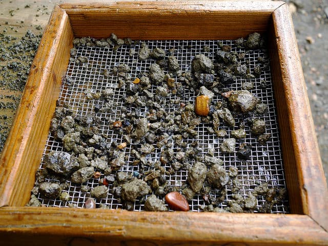 Top Spots for Gem Hunting in the US - International Gem Society