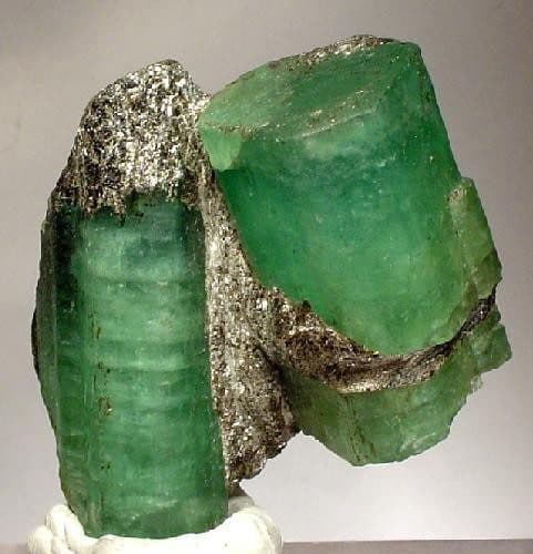 Emerald Value, Price, and Jewelry Information - International Gem Society