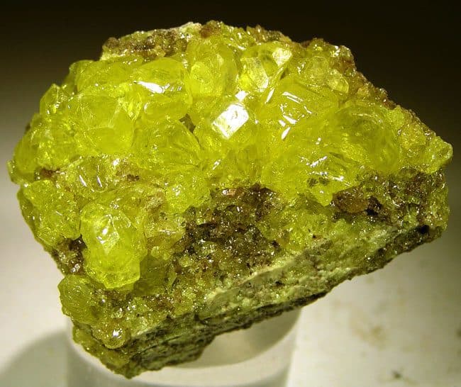 Sulfur Value, Price, and Jewelry Information - Gem Society
