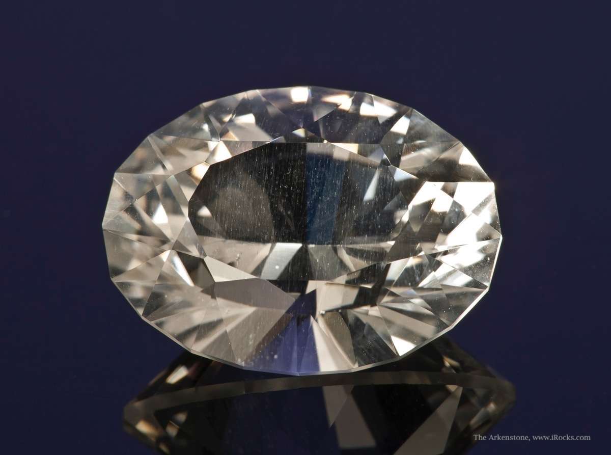 Grading Lab-Grown Diamonds: An Introduction to the Four Cs - IGS