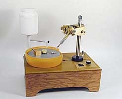 The Dichroscope: A Faceter's Guide - International Gem Society