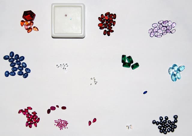 Polishing Gemstones for Beginners: Pre-Polishing Advice - Gem Society