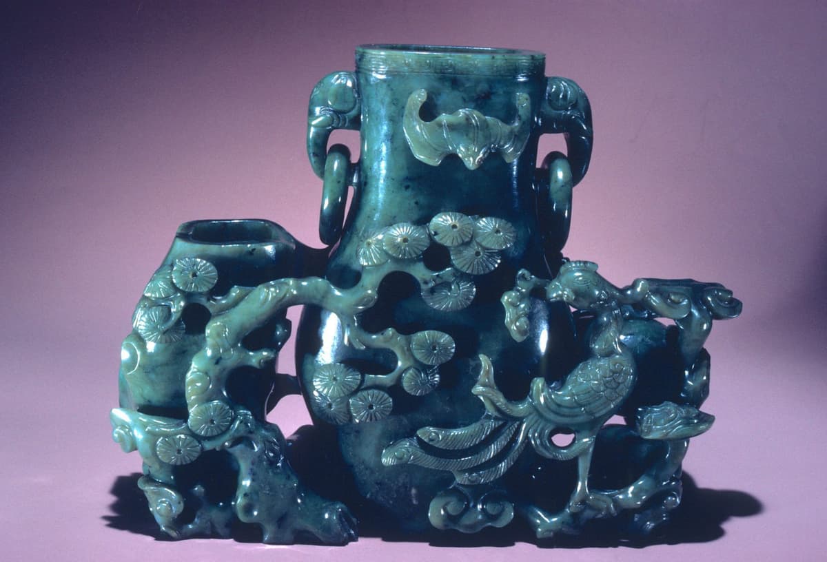 How Does Jade Form? - International Gem Society