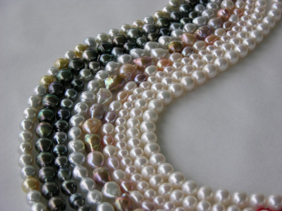 Pearl Symbolism and Legends - International Gem Society
