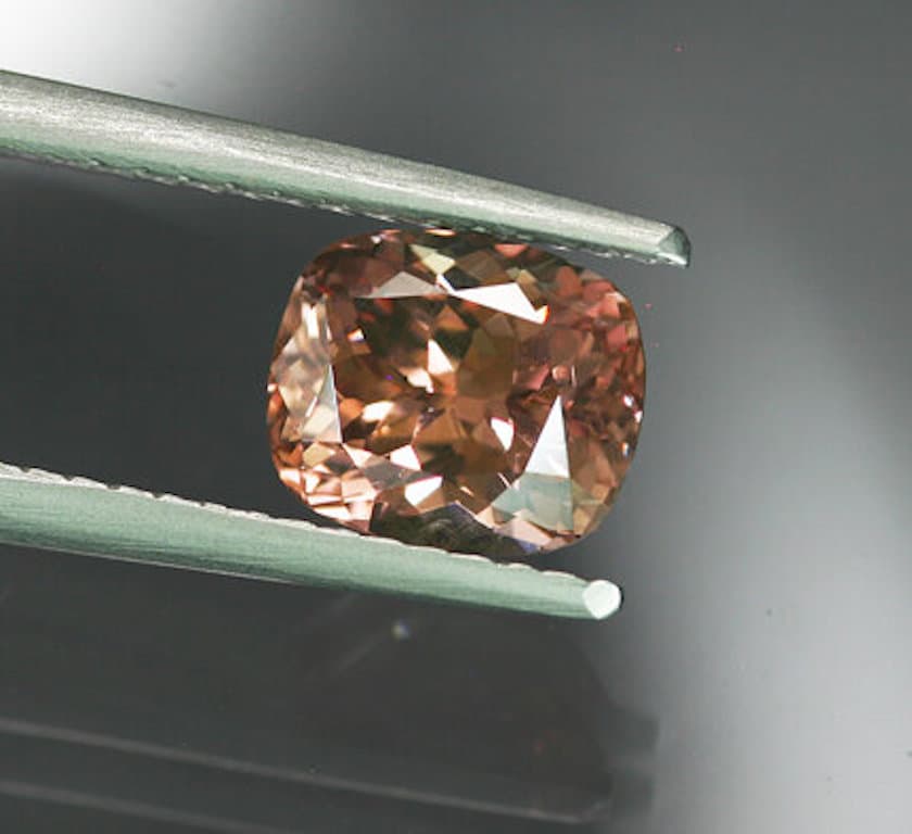 Malaya/Malaia Garnet Value, Price, and Jewelry Information - IGS
