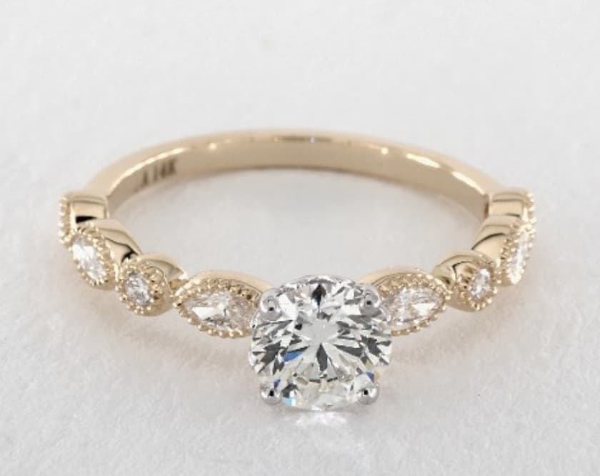 Best Diamond Color for Yellow Gold Rings - International Gem Society