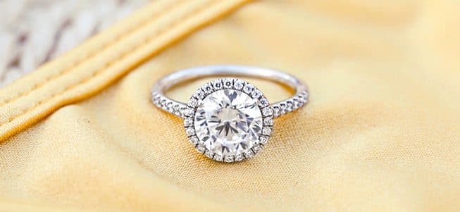 Grading Lab-Grown Diamonds: An Introduction to the Four Cs - IGS