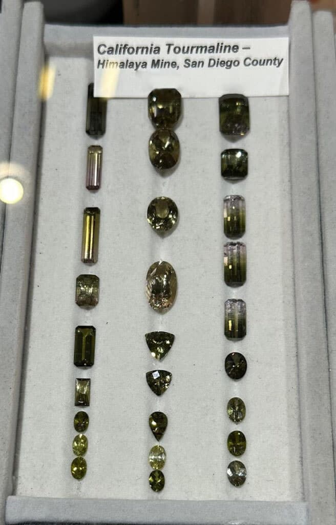 American Gemstones: Domestic Treasures Featured at the 2023 Tucson Gem ...