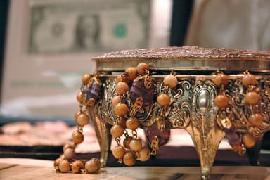 How to Calculate the Gold Markup for Jewelry - International Gem Society