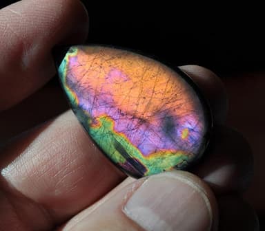 Labradorite Value, Price, and Jewelry Information - International Gem ...