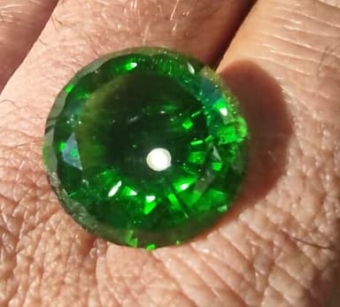 Do Emeralds and Peridots Look Good Together? - Gem Society