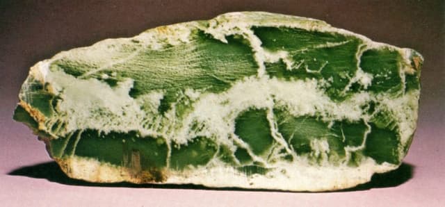 Serpentine Value, Price, and Jewelry Information - Gem Society