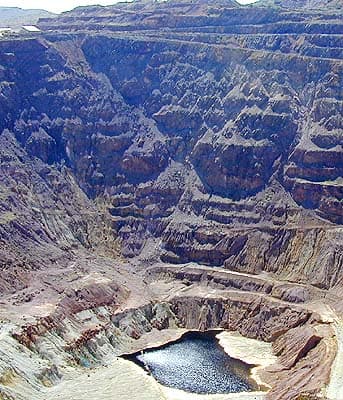 Bisbee Mineral Show - International Gem Society