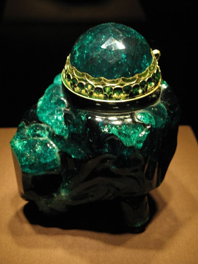 Adamite Value, Price, and Jewelry Information - Gem Society