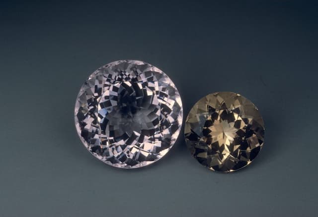 Morganite Value, Price, and Jewelry Information - Gem Society