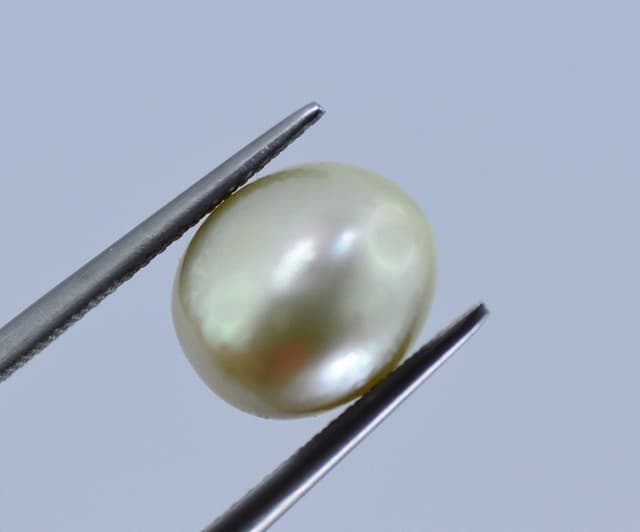 How Do Pearls Form? - International Gem Society - IGS