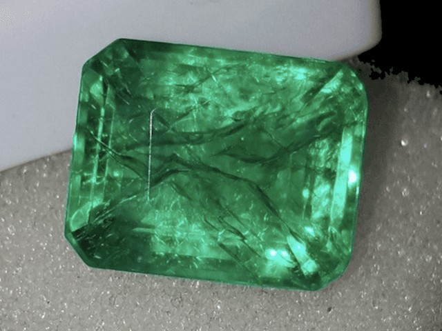 Emerald Enhancements: A Consumer and Trade Guide - Gem Society