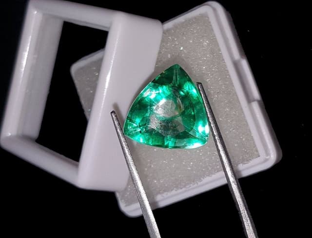 Investing in Gemstones: An Introduction - International Gem Society