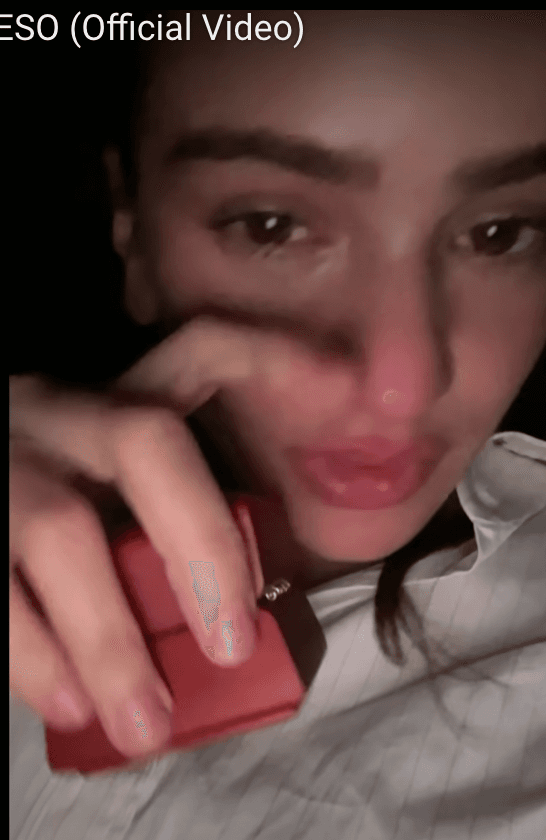 Exclusive: Rauw Alejandro and Rosalía's engagement ring details revealed - International Gem Society