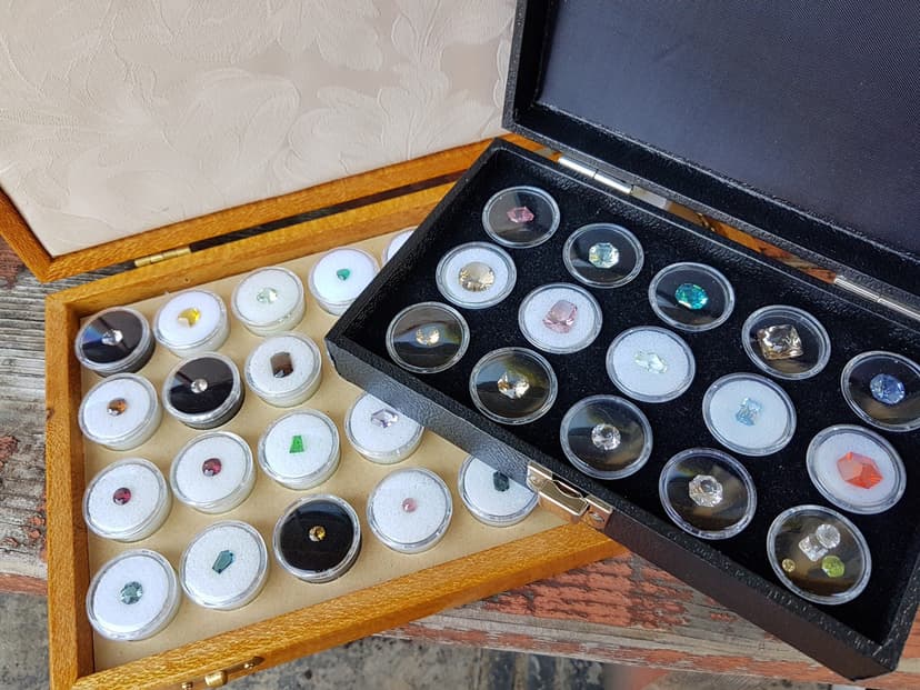 An Introduction to Gemstone Inclusions - International Gem Society