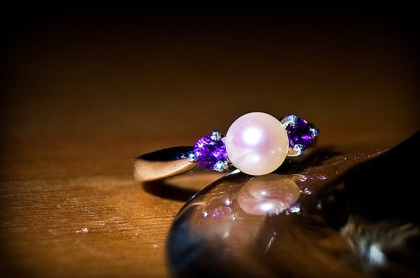 Amethyst Gem, Price, and Jewelry Information - IGS