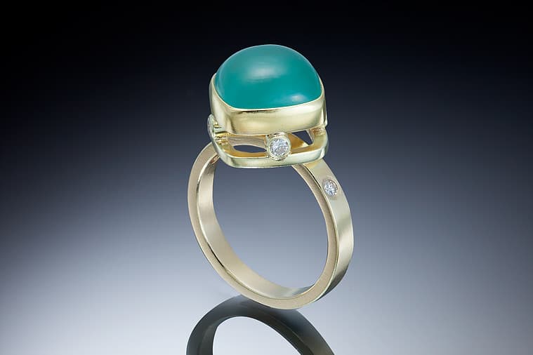 Blue Gemstones: 37 Varieties, Properties & Care Guide - IGS