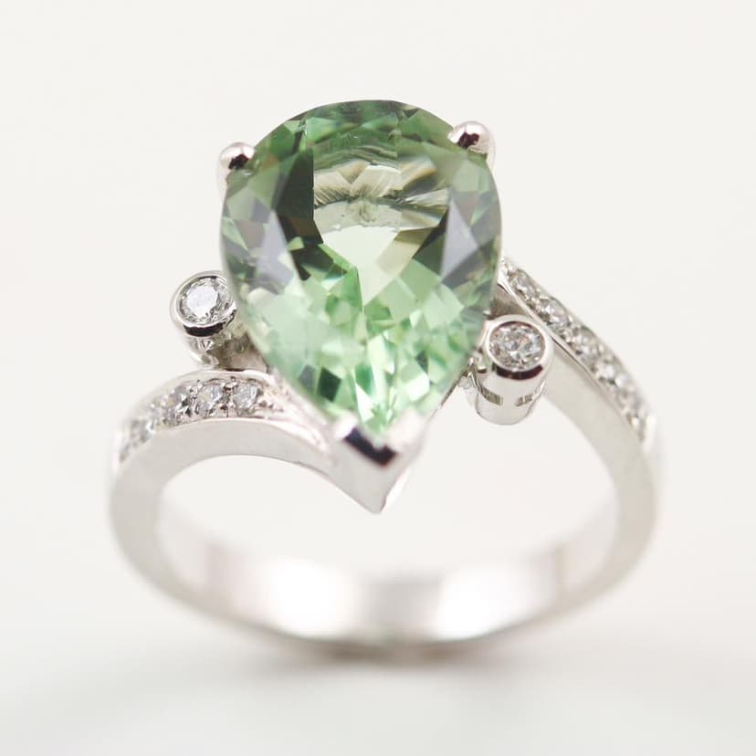 32 Green Gemstones: From Everyday Durability to Collector's Rarities ...
