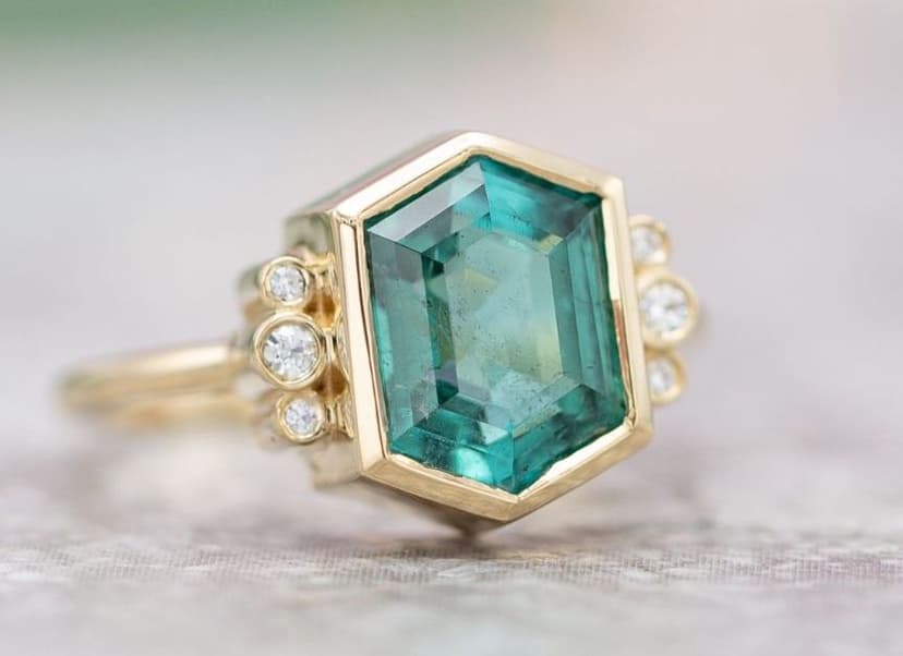 32 Green Gemstones: From Everyday Durability to Collector's Rarities ...