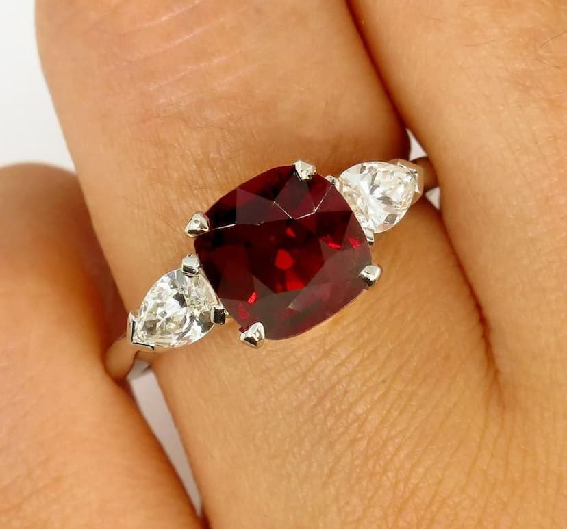 Spinel Engagement Ring Guide - International Gem Society