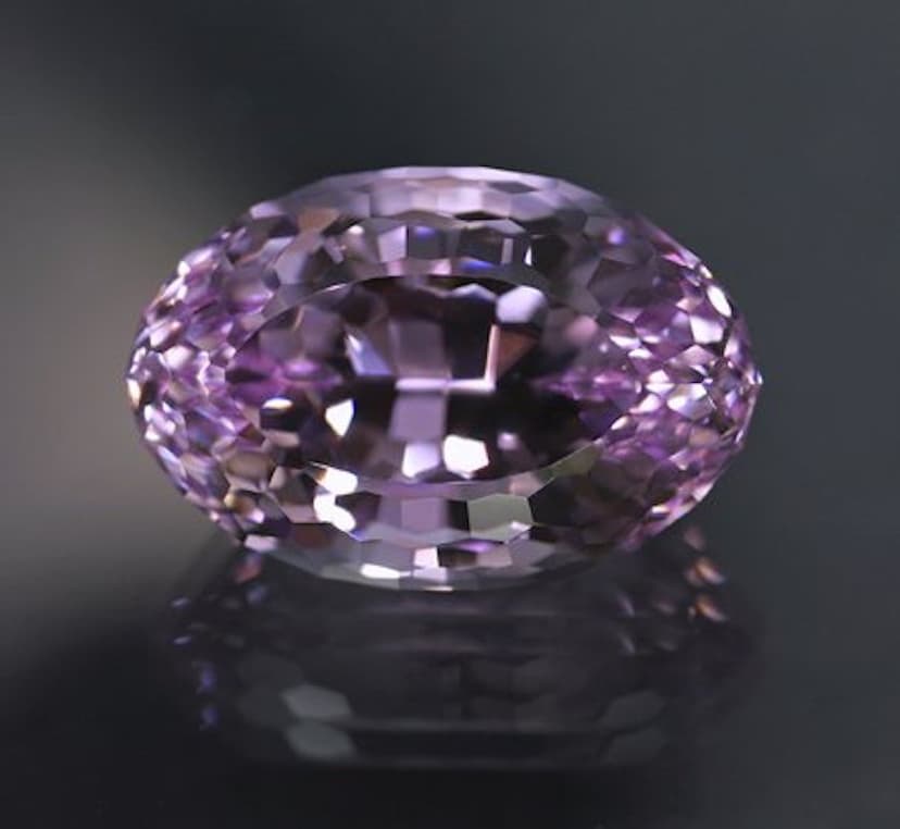 13 Stunning Purple Gemstones: From Amethyst to Fluorite - IGS