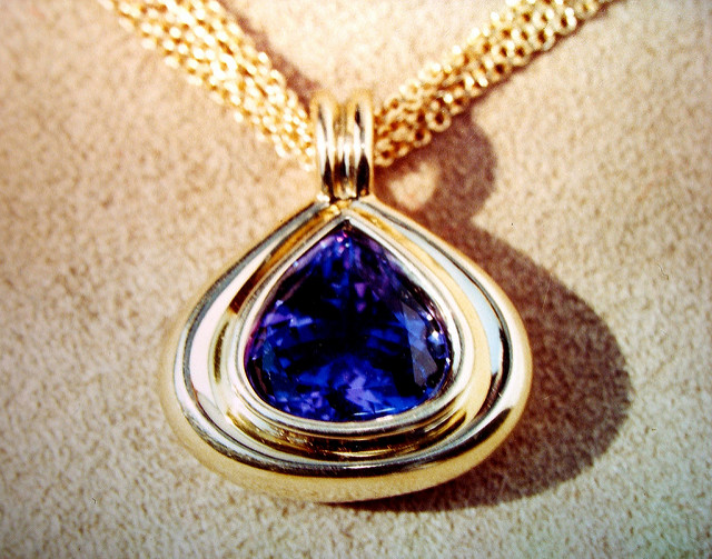 Tanzanite (Zoisite) - Natural, Faceted, Purple - International Gem Society