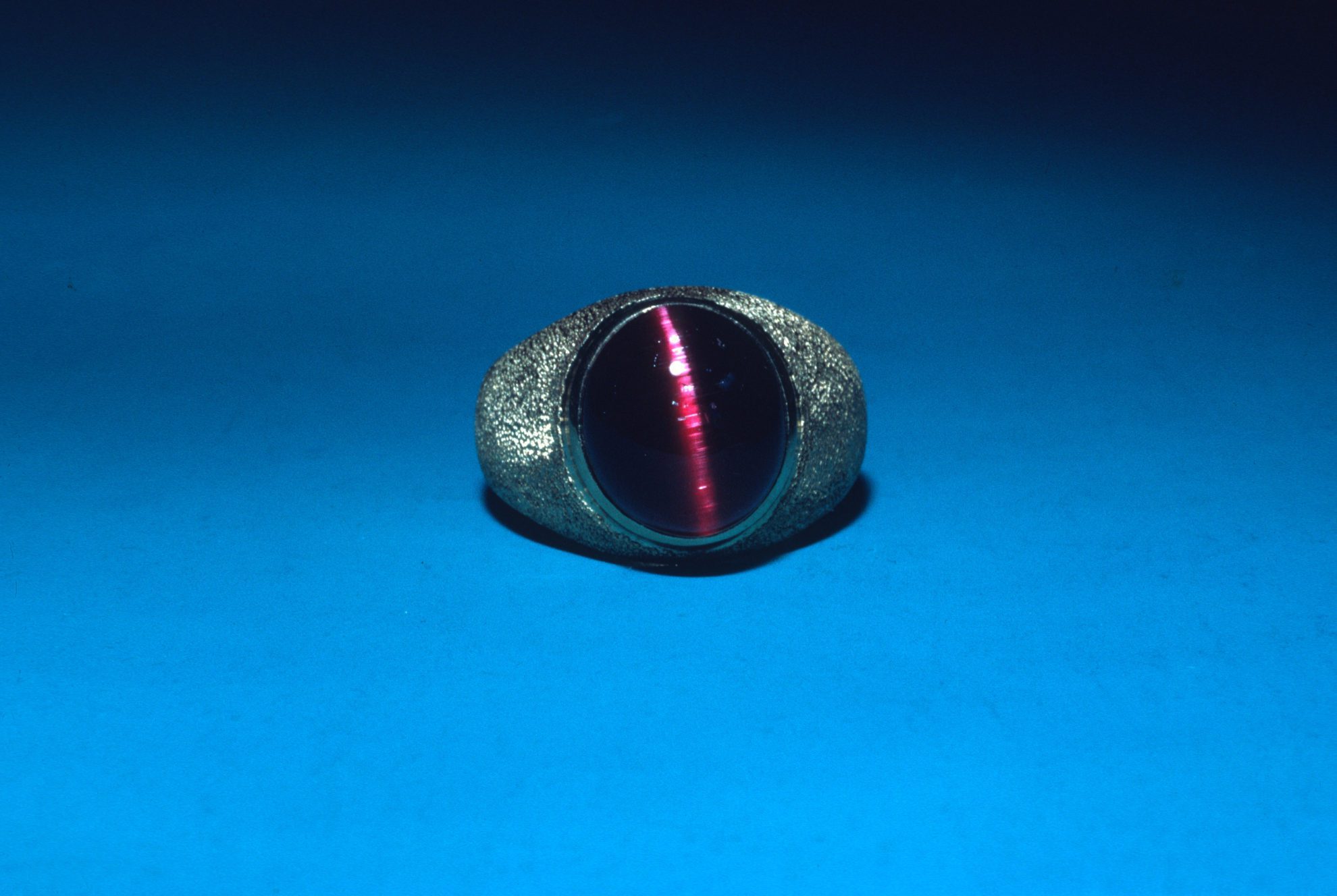 Phenomenal Gems: Cat's Eyes, Star Stones, and More - IGS