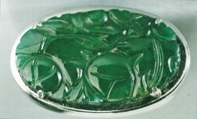 Jadeite Value, Price, and Jewelry Information - International Gem Society