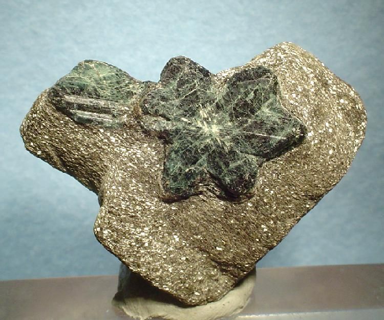 Alexandrite Value, Price, and Jewelry Information - International Gem ...