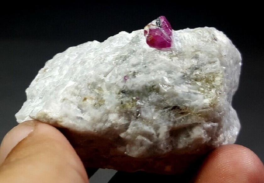 Ruby and Sapphire Grading Tools - International Gem Society