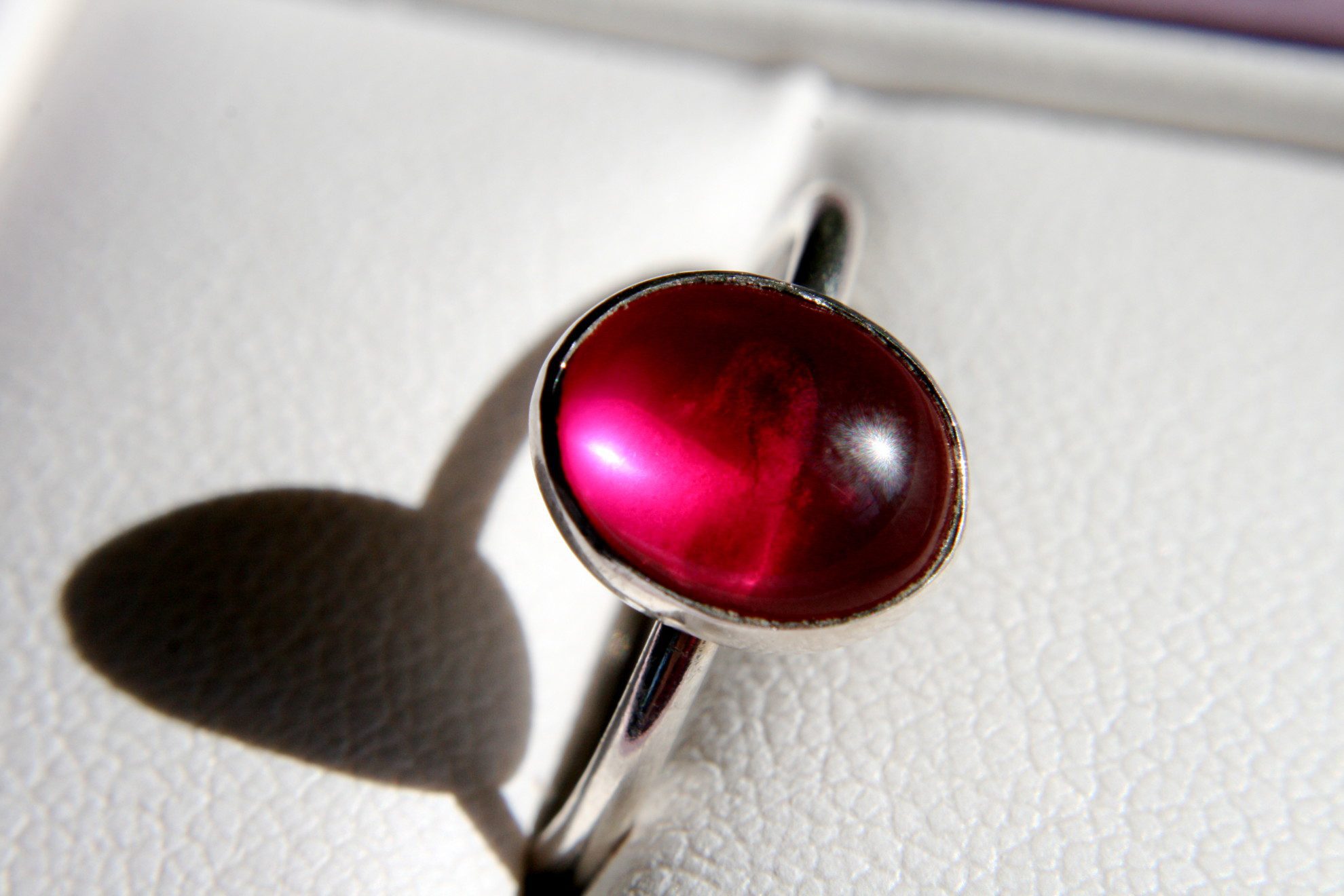 Ruby - Natural, Cabochon, Red - International Gem Society