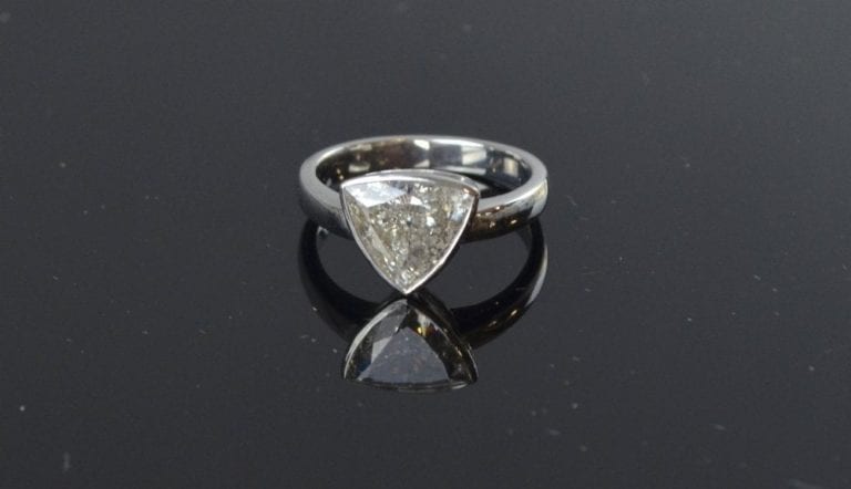 Buying a Trillion-Cut Diamond - International Gem Society